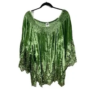 ivy jane | Tops | Ivy Jane Xl Green Velvet Peasant Top Pirate Fairy ...